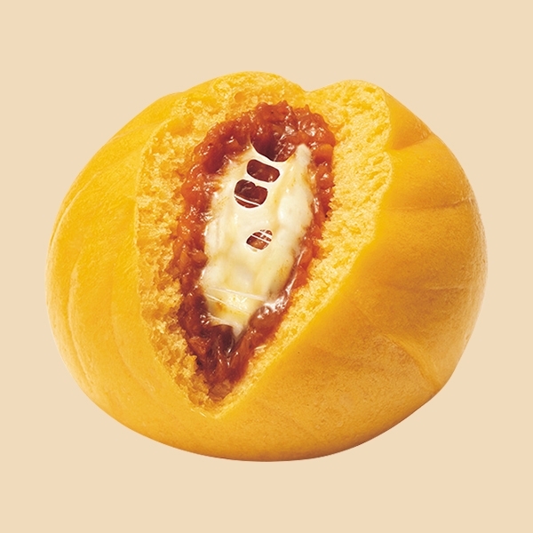 中評価急に寒くなってきた 今日はピザまんとも ファミリーマート のびるチーズの濃厚ピザまんのクチコミ評価 たくすけさん