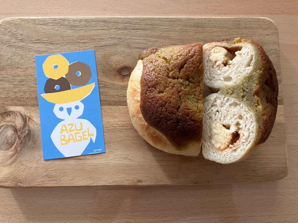 【高評価】AZU BAGEL 自家製ホワイトチョコチーズケーキ＆桜の葉ダマンドの感想・クチコミ・商品情報【もぐナビ】