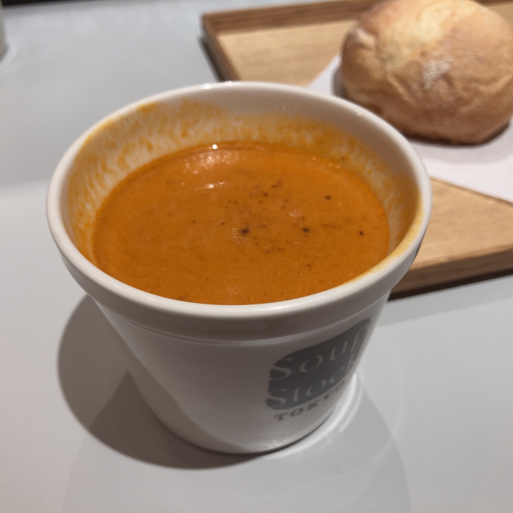 【中評価】「オマール海老のビスク 124kcal ... - スープストックトーキョー オマール海老のビスク」のクチコミ・評価 - こつめかわうそさん