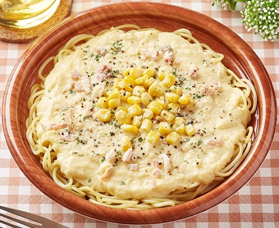 ファミリーマート 生パスタ ソースたっぷりコーンクリームの感想・クチコミ・値段・価格情報【もぐナビ】