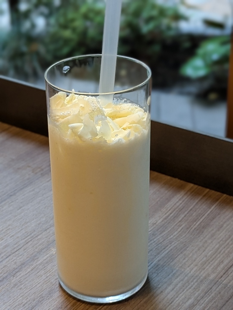 【高評価】「ホワイトチョコ好き歓喜ドリンク💕 ... - ISHIYA NIHONBASHI」のクチコミ・評価 - ばぶたろうさん